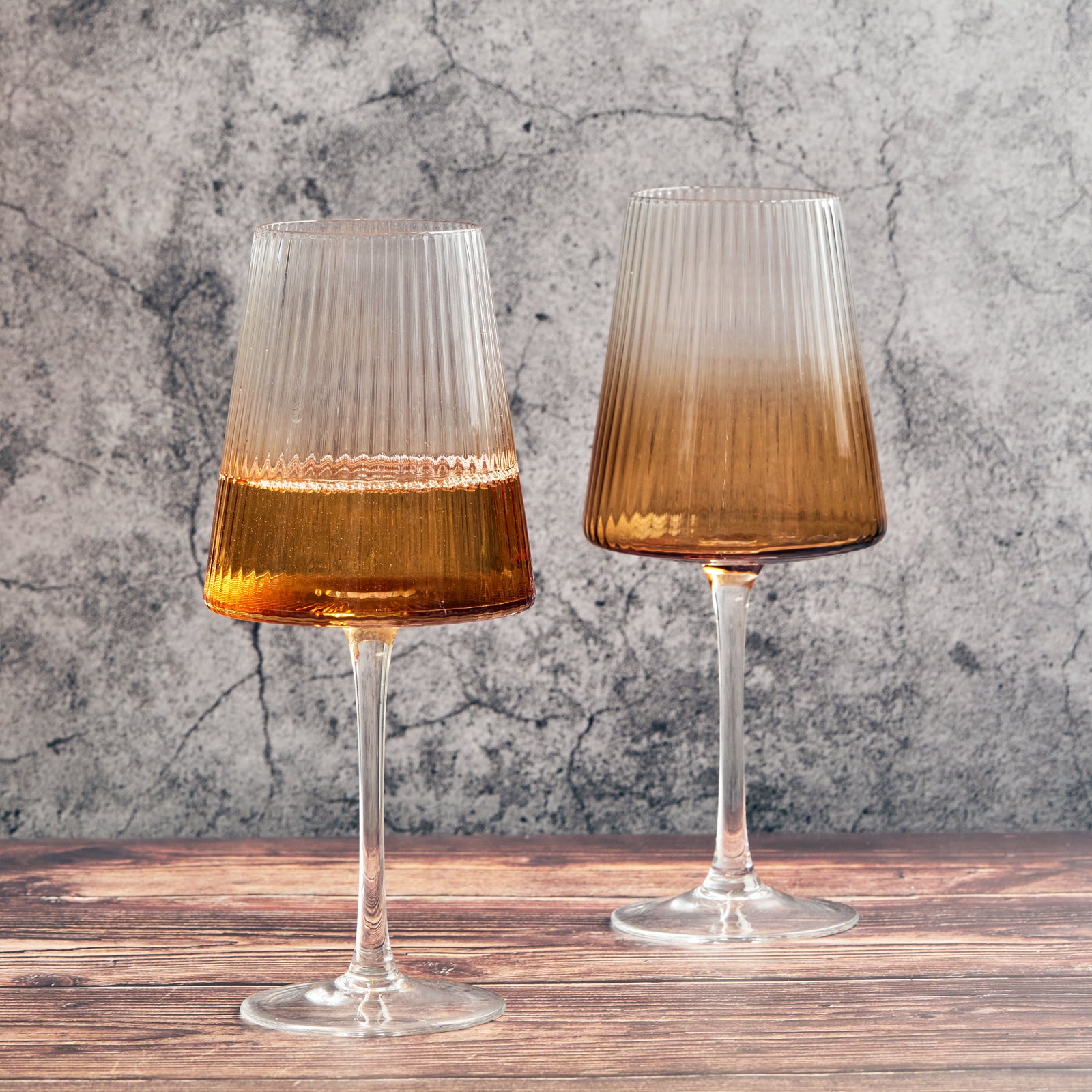 S/2 Amber Ember Wine Glasses – Zoohause